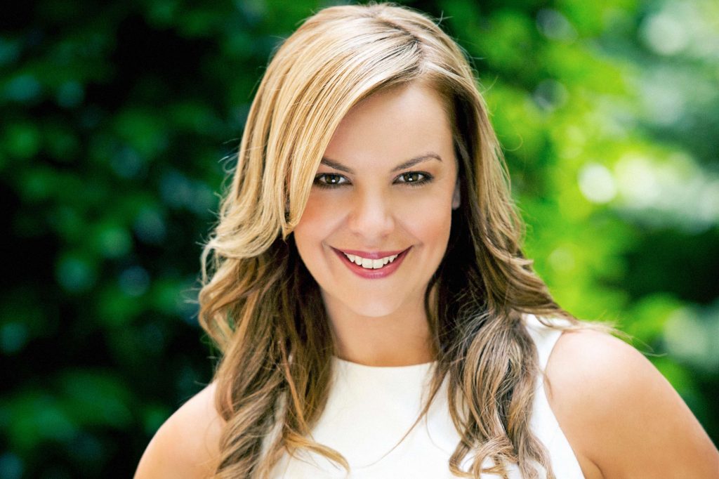 Erica Davis - Sydney Weekender Presenter and Mother - Vacation Goddess